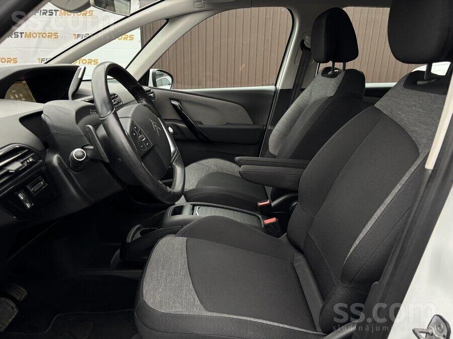 White Citroen c4-picasso 2018 in Riga, with an engine capacity of 1.60 L and mileage of 149 thousand km for 8450 €, photo 9 on AUTOMOTO.COM.LV