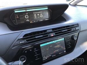 White Citroen c4-picasso 2018 in Riga, with an engine capacity of 1.60 L and mileage of 149 thousand km for 8450 €, photo 14 on AUTOMOTO.COM.LV