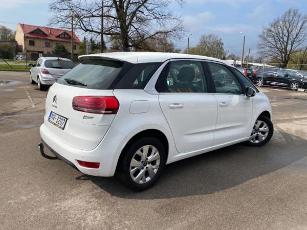 Balts Citroen c4-picasso 2018 Rīga, ar dzinēja tilpumu 1.60 L un nobraukumu 149 tūkst. km par 12950 €, foto 4 vietnē AUTOMOTO.COM.LV