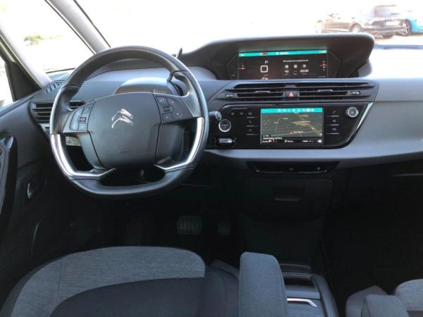 Balts Citroen c4-picasso 2018 Rīga, ar dzinēja tilpumu 1.60 L un nobraukumu 149 tūkst. km par 12950 €, foto 9 vietnē AUTOMOTO.COM.LV