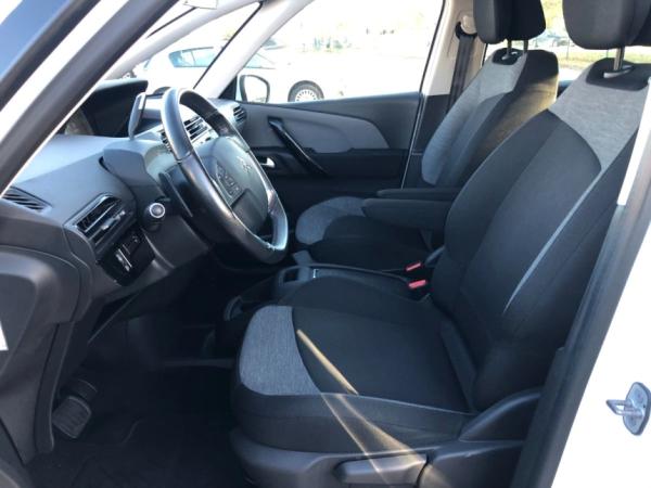 Balts Citroen c4-picasso 2018 Rīga, ar dzinēja tilpumu 1.60 L un nobraukumu 149 tūkst. km par 12950 €, foto 10 vietnē AUTOMOTO.COM.LV