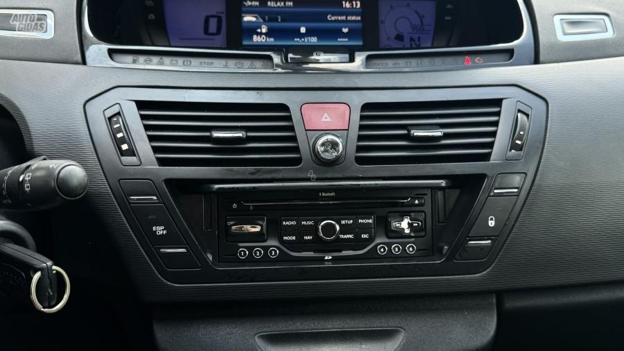 Balts Citroen c4-picasso 2009 Radviliškis, ar dzinēja tilpumu 1.60 L un nobraukumu 331 tūkst. km par 1950 €, foto 21 vietnē AUTOMOTO.COM.LV