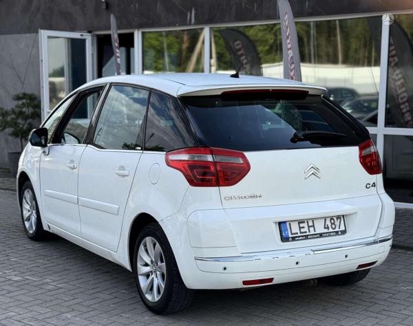 Balts Citroen c4-picasso 2009 Radviliškis, ar dzinēja tilpumu 1.60 L un nobraukumu 331 tūkst. km par 1950 €, foto 10 vietnē AUTOMOTO.COM.LV