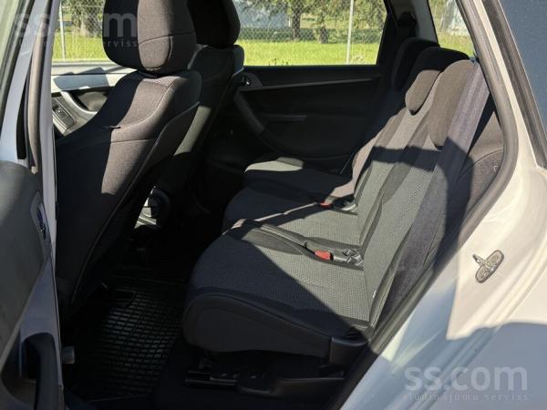 Balts Citroen c4-picasso 2011 Liepāja, ar dzinēja tilpumu 1.60 L un nobraukumu 201 tūkst. km par 4500 €, foto 11 vietnē AUTOMOTO.COM.LV