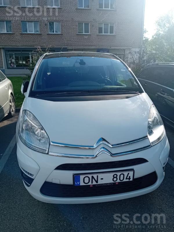 Balts Citroen c4-picasso 2011 Daugavpils, ar dzinēja tilpumu 1.60 L un nobraukumu 175 tūkst. km par 3750 €, foto 1 vietnē AUTOMOTO.COM.LV