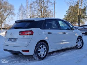 White Citroen c4-picasso 2013 in Silute, with an engine capacity of 1.60 L and mileage of 223 thousand km for 3999 €, photo 2 on AUTOMOTO.COM.LV