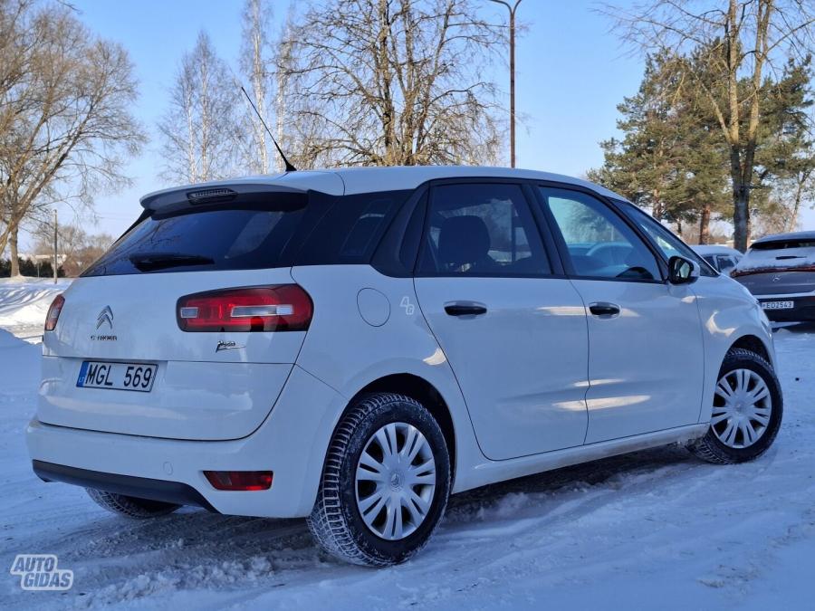 White Citroen c4-picasso 2013 in Silute, with an engine capacity of 1.60 L and mileage of 223 thousand km for 3999 €, photo 2 on AUTOMOTO.COM.LV