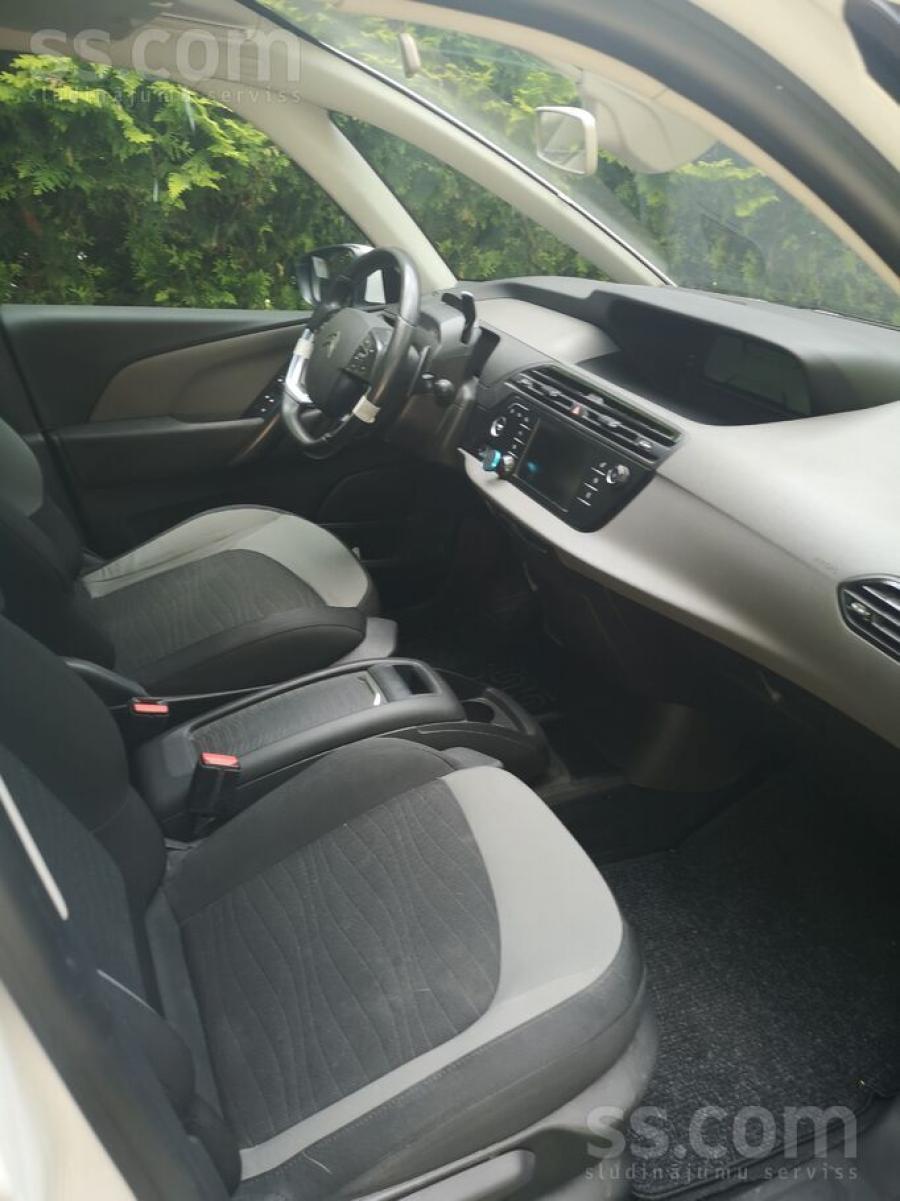 Balts Citroen c4-picasso 2013 Jelgava, ar dzinēja tilpumu 1.60 L un nobraukumu 255 tūkst. km par 3400 €, foto 9 vietnē AUTOMOTO.COM.LV