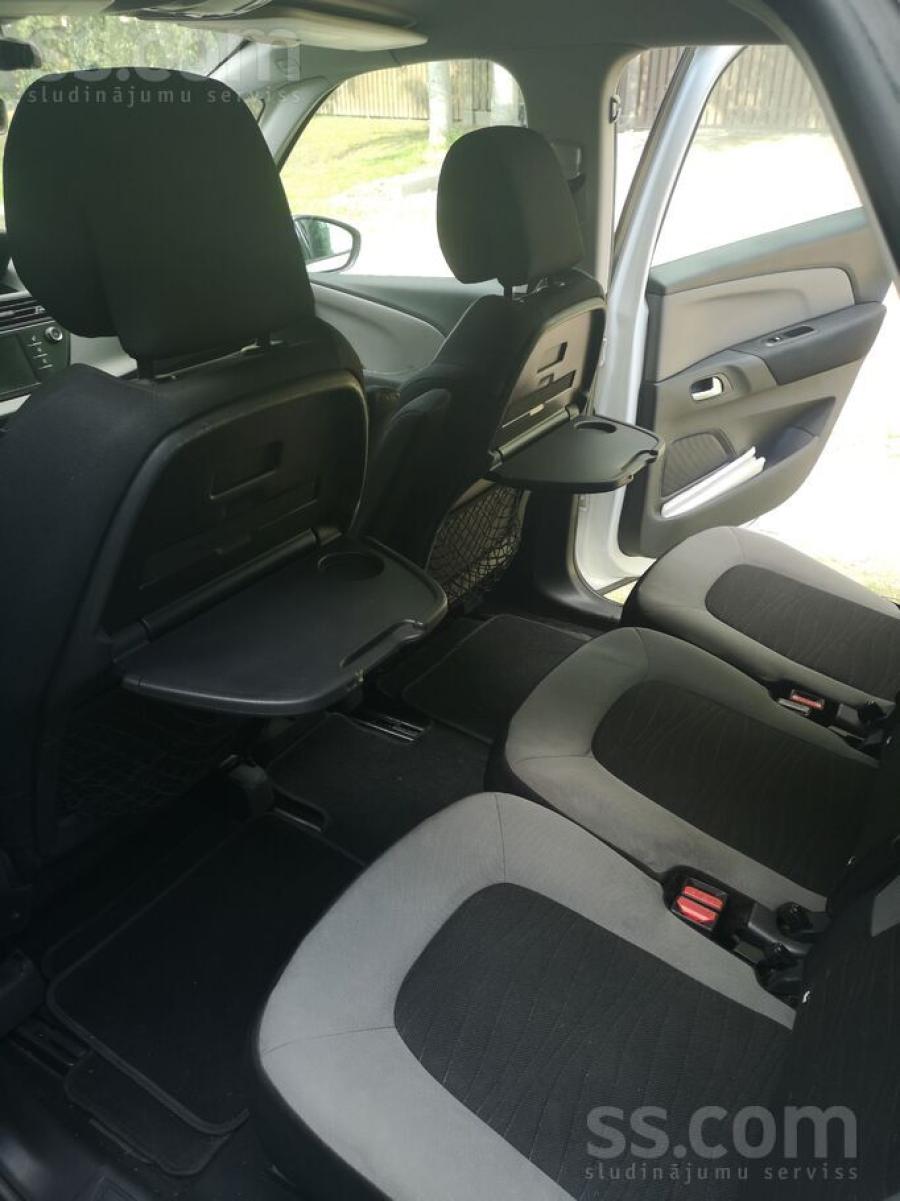 Balts Citroen c4-picasso 2013 Jelgava, ar dzinēja tilpumu 1.60 L un nobraukumu 255 tūkst. km par 3400 €, foto 12 vietnē AUTOMOTO.COM.LV