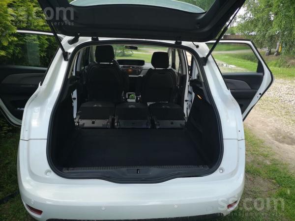 Balts Citroen c4-picasso 2013 Rīga, ar dzinēja tilpumu 1.60 L un nobraukumu 255 tūkst. km par 3100 €, foto 9 vietnē AUTOMOTO.COM.LV