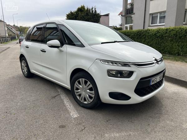 White Citroen c4-picasso 2014 in Silute, with an engine capacity of 1.60 L and mileage of 236 thousand km for 4300 €, photo 2 on AUTOMOTO.COM.LV
