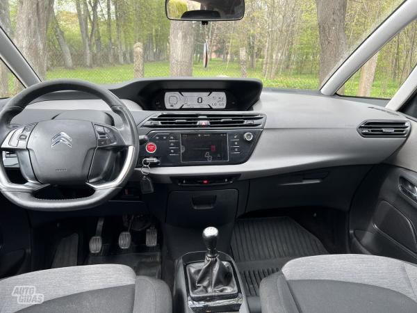 White Citroen c4-picasso 2014 in Silute, with an engine capacity of 1.60 L and mileage of 236 thousand km for 4300 €, photo 9 on AUTOMOTO.COM.LV