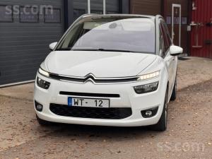 White Citroen c4-picasso 2014 in Daugavpils, with an engine capacity of 2.00 L and mileage of 255 thousand km for 6900 €, photo 3 on AUTOMOTO.COM.LV
