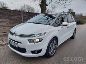 Balts Citroen c4-picasso 2014 Rīga, ar dzinēja tilpumu 2.00 L un nobraukumu 205 tūkst. km par 8990 €, foto  vietnē AUTOMOTO.COM.LV