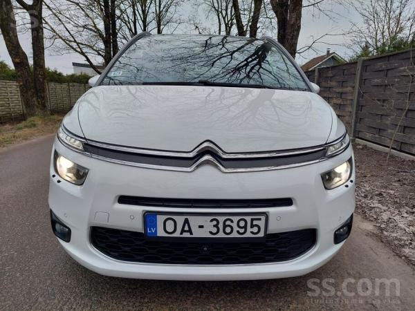 Balts Citroen c4-picasso 2014 Rīga, ar dzinēja tilpumu 2.00 L un nobraukumu 205 tūkst. km par 8990 €, foto 6 vietnē AUTOMOTO.COM.LV