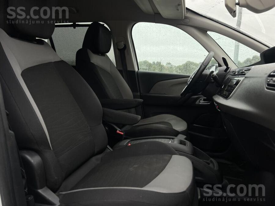 Balts Citroen c4-picasso 2014 Rēzekne, ar dzinēja tilpumu 1.60 L un nobraukumu 243 tūkst. km par 5590 €, foto 13 vietnē AUTOMOTO.COM.LV