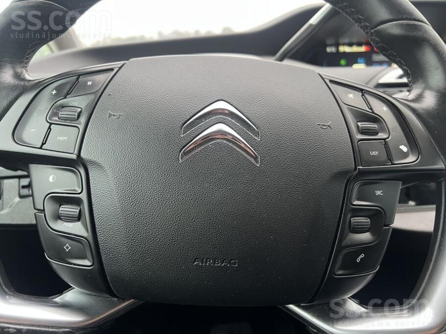 Balts Citroen c4-picasso 2014 Rēzekne, ar dzinēja tilpumu 1.60 L un nobraukumu 243 tūkst. km par 5590 €, foto 24 vietnē AUTOMOTO.COM.LV