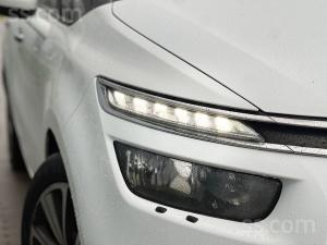 Balts Citroen c4-picasso 2014 Rēzekne, ar dzinēja tilpumu 1.60 L un nobraukumu 243 tūkst. km par 5590 €, foto 5 vietnē AUTOMOTO.COM.LV