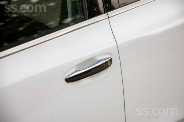 Balts Citroen c4-picasso 2015 Jelgava, ar dzinēja tilpumu 2.00 L un nobraukumu 247 tūkst. km par 5390 €, foto 3 vietnē AUTOMOTO.COM.LV