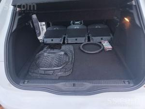 White Citroen c4-picasso 2015 in Riga, with an engine capacity of 1.60 L and mileage of 211 thousand km for 3500 €, photo 14 on AUTOMOTO.COM.LV