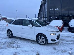 White Citroen c4-picasso 2016 in Taurage, with an engine capacity of 1.20 L and mileage of 125 thousand km for 5200 €, photo  on AUTOMOTO.COM.LV