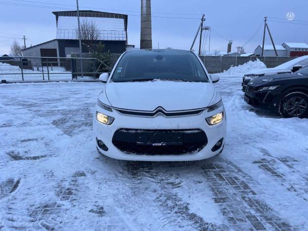 Balts Citroen c4-picasso 2016 Tauragė, ar dzinēja tilpumu 1.20 L un nobraukumu 125 tūkst. km par 5200 €, foto 4 vietnē AUTOMOTO.COM.LV