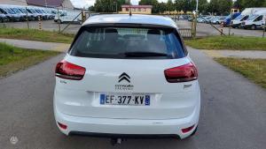 White Citroen c4-picasso 2016 in Taurage, with an engine capacity of 1.56 L and mileage of 206 thousand km for 6200 €, photo 6 on AUTOMOTO.COM.LV