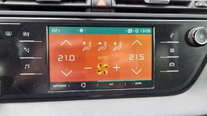 White Citroen c4-picasso 2016 in Taurage, with an engine capacity of 1.56 L and mileage of 206 thousand km for 6200 €, photo 20 on AUTOMOTO.COM.LV
