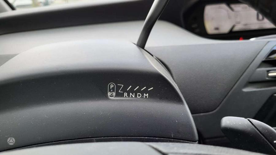White Citroen c4-picasso 2016 in Taurage, with an engine capacity of 1.56 L and mileage of 206 thousand km for 6200 €, photo 25 on AUTOMOTO.COM.LV