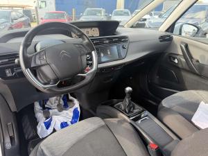 Balts Citroen c4-picasso 2016 Tauragė, ar dzinēja tilpumu 1.56 L un nobraukumu 269 tūkst. km par 2950 €, foto 12 vietnē AUTOMOTO.COM.LV