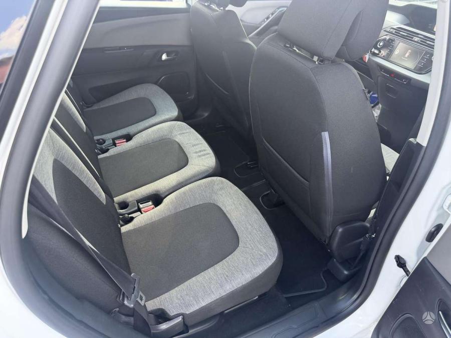 Balts Citroen c4-picasso 2016 Tauragė, ar dzinēja tilpumu 1.56 L un nobraukumu 269 tūkst. km par 2950 €, foto 13 vietnē AUTOMOTO.COM.LV