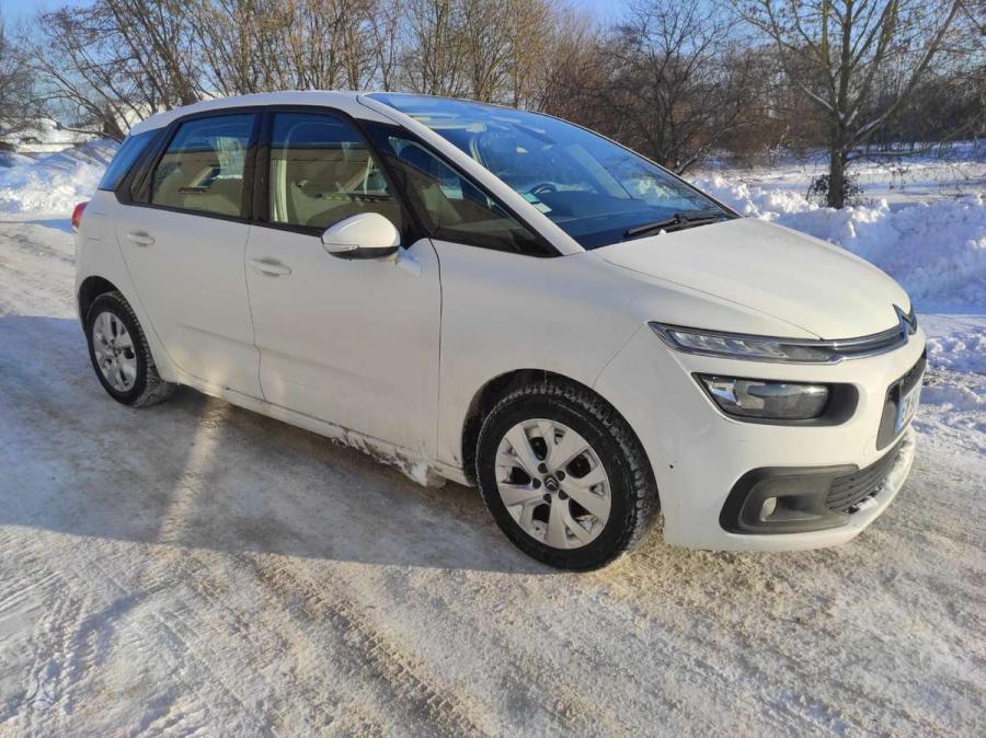 Balts Citroen c4-picasso 2017 Panevēža, ar dzinēja tilpumu 1.20 L un nobraukumu 126 tūkst. km par 4999 €, foto 1 vietnē AUTOMOTO.COM.LV