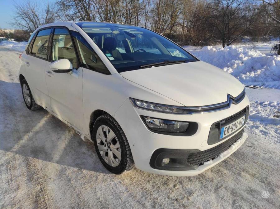 Balts Citroen c4-picasso 2017 Panevēža, ar dzinēja tilpumu 1.20 L un nobraukumu 126 tūkst. km par 4999 €, foto 3 vietnē AUTOMOTO.COM.LV