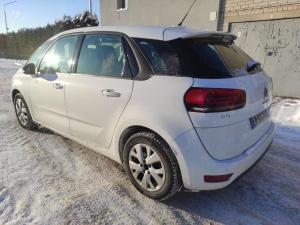 Balts Citroen c4-picasso 2017 Panevēža, ar dzinēja tilpumu 1.20 L un nobraukumu 126 tūkst. km par 4999 €, foto 8 vietnē AUTOMOTO.COM.LV