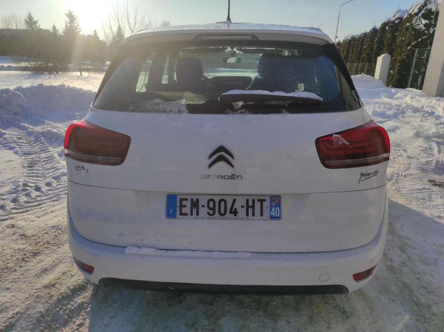 Balts Citroen c4-picasso 2017 Panevēža, ar dzinēja tilpumu 1.20 L un nobraukumu 126 tūkst. km par 4999 €, foto 10 vietnē AUTOMOTO.COM.LV