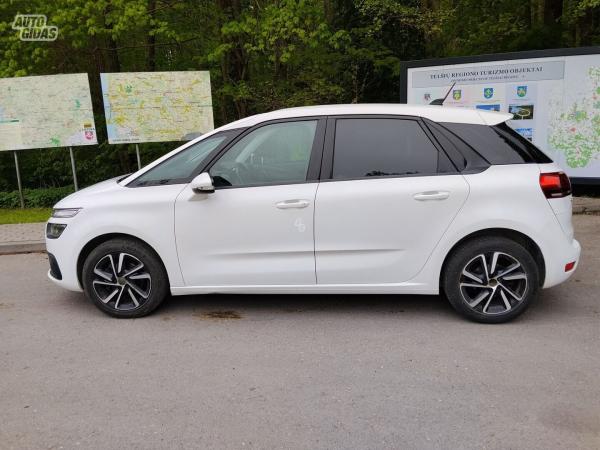 Balts Citroen c4-picasso 2017 Mažeikiai, ar dzinēja tilpumu 1.60 L un nobraukumu 330 tūkst. km par 5200 €, foto  vietnē AUTOMOTO.COM.LV