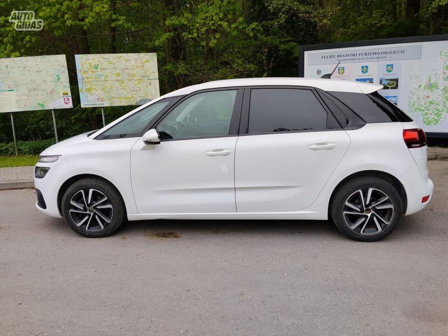 Balts Citroen c4-picasso 2017 Mažeikiai, ar dzinēja tilpumu 1.60 L un nobraukumu 330 tūkst. km par 5200 €, foto 1 vietnē AUTOMOTO.COM.LV