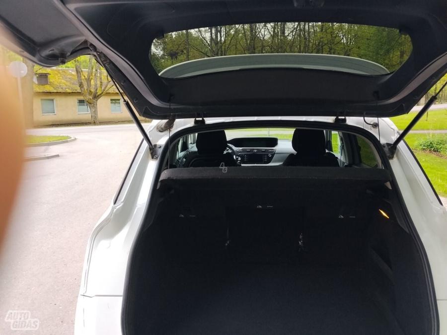 Balts Citroen c4-picasso 2017 Mažeikiai, ar dzinēja tilpumu 1.60 L un nobraukumu 330 tūkst. km par 5200 €, foto 6 vietnē AUTOMOTO.COM.LV