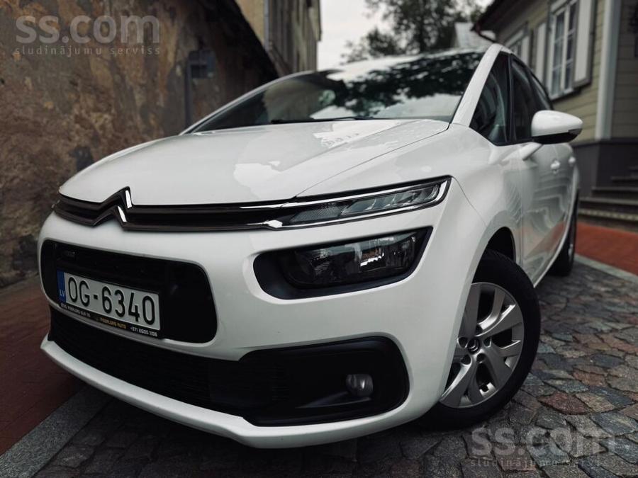 White Citroen c4-picasso 2017 in Cesis, with an engine capacity of 1.20 L and mileage of 0 thousand km for 7500 €, photo 4 on AUTOMOTO.COM.LV
