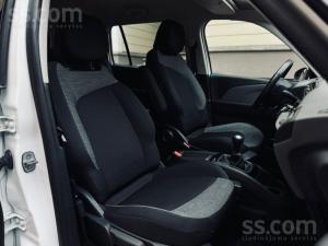White Citroen c4-picasso 2017 in Cesis, with an engine capacity of 1.20 L and mileage of 0 thousand km for 7500 €, photo 15 on AUTOMOTO.COM.LV