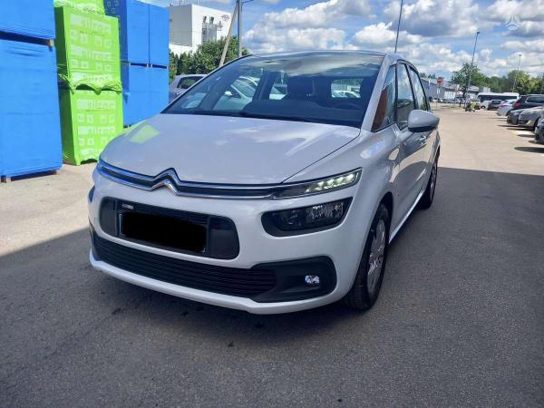 White Citroen c4-picasso 2017 in Taurage, with an engine capacity of 1.20 L and mileage of 125 thousand km for 4900 €, photo 2 on AUTOMOTO.COM.LV