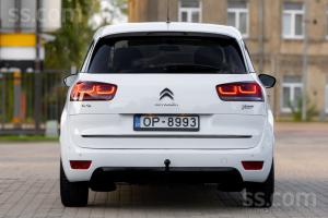 Balts Citroen c4-picasso 2017 Jelgava, ar dzinēja tilpumu 1.20 L un nobraukumu 178 tūkst. km par 5990 €, foto 5 vietnē AUTOMOTO.COM.LV