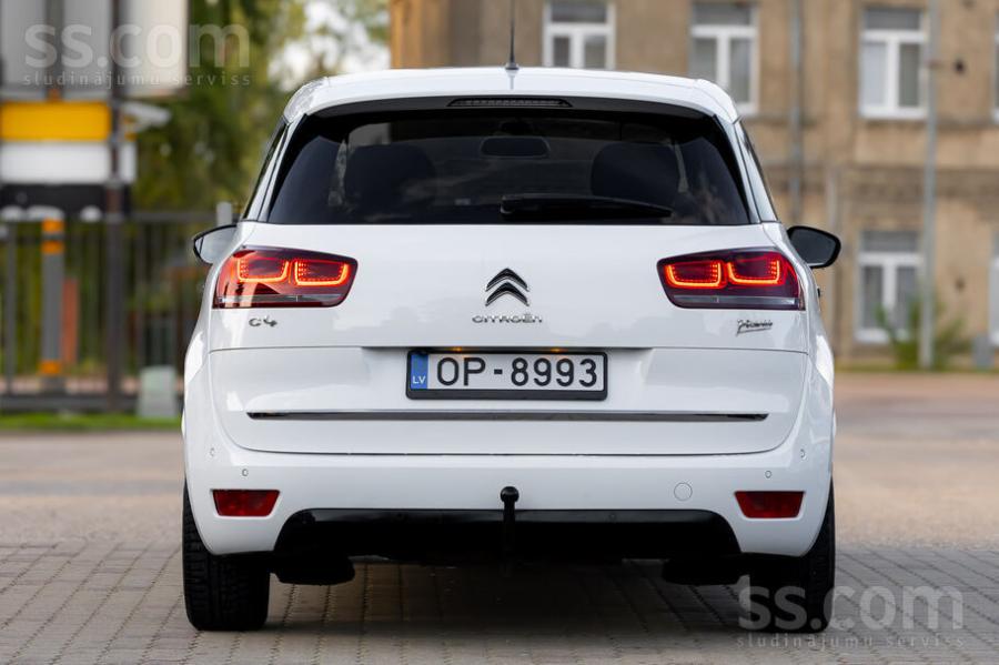 Balts Citroen c4-picasso 2017 Jelgava, ar dzinēja tilpumu 1.20 L un nobraukumu 178 tūkst. km par 5990 €, foto 5 vietnē AUTOMOTO.COM.LV