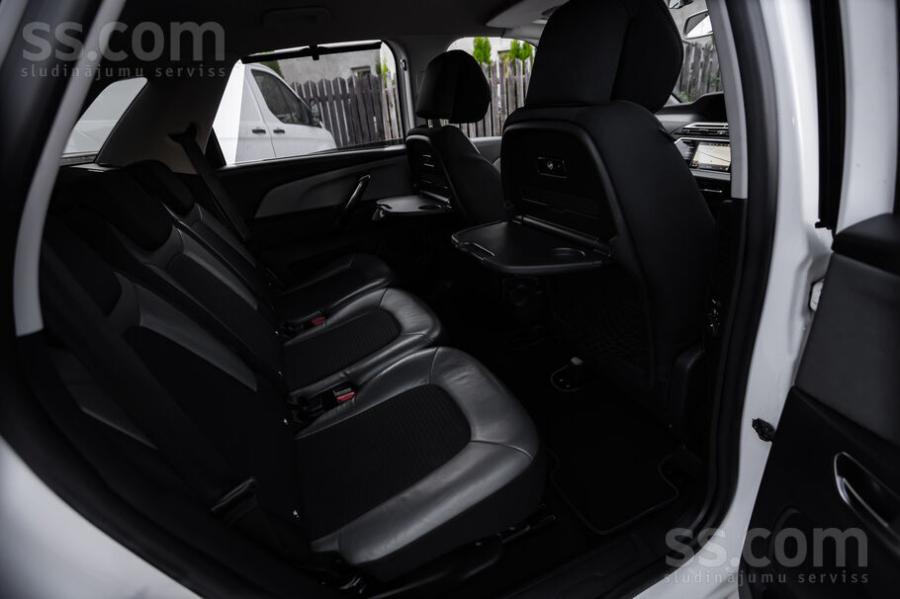 Balts Citroen c4-picasso 2017 Jelgava, ar dzinēja tilpumu 1.20 L un nobraukumu 178 tūkst. km par 5990 €, foto 9 vietnē AUTOMOTO.COM.LV