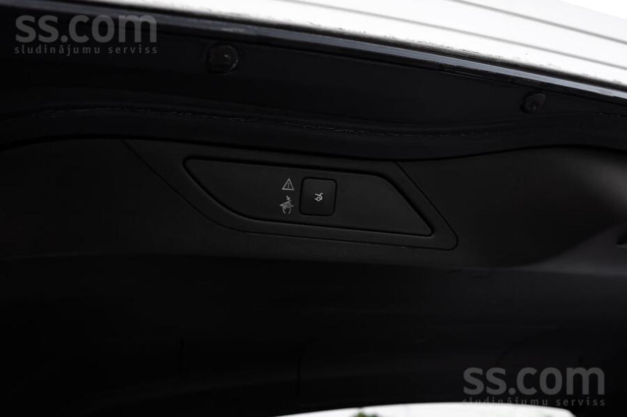 Balts Citroen c4-picasso 2017 Jelgava, ar dzinēja tilpumu 1.20 L un nobraukumu 178 tūkst. km par 5990 €, foto 16 vietnē AUTOMOTO.COM.LV