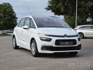 Balts Citroen c4-picasso 2017 Liepāja, ar dzinēja tilpumu 1.20 L un nobraukumu 117 tūkst. km par 6790 €, foto 5 vietnē AUTOMOTO.COM.LV