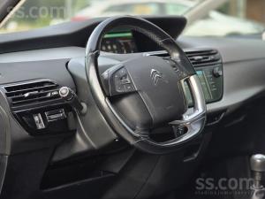 Balts Citroen c4-picasso 2017 Liepāja, ar dzinēja tilpumu 1.20 L un nobraukumu 117 tūkst. km par 6790 €, foto 10 vietnē AUTOMOTO.COM.LV