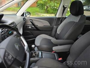 Balts Citroen c4-picasso 2017 Liepāja, ar dzinēja tilpumu 1.20 L un nobraukumu 117 tūkst. km par 6790 €, foto 20 vietnē AUTOMOTO.COM.LV