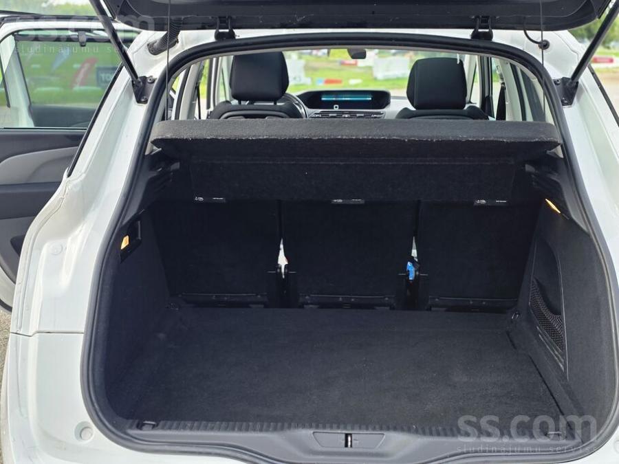 Balts Citroen c4-picasso 2017 Liepāja, ar dzinēja tilpumu 1.20 L un nobraukumu 117 tūkst. km par 6790 €, foto 22 vietnē AUTOMOTO.COM.LV
