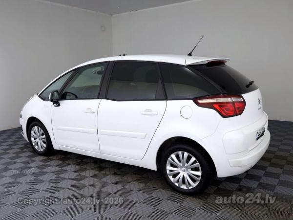 White Citroen c4-picasso 2013 in Tallinn, with an engine capacity of 1.60 L and mileage of 267 thousand km for 1999 €, photo 4 on AUTOMOTO.COM.LV